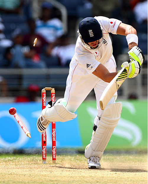 KP bowled - 51allout